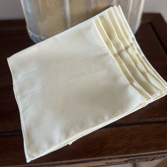 Dining | Six Cotton Pale Yellow Napkins Stitch Line Across | Poshmark
